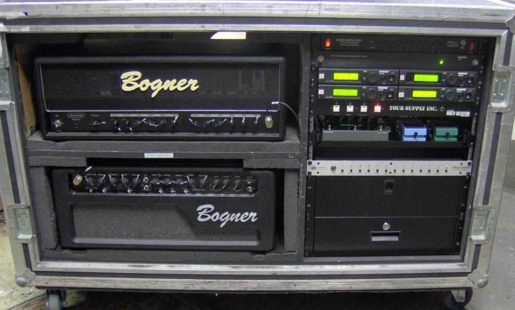 AIC / JERRY CANTRELL NEW RIG BY RACK SYSTEMS | Rig-Talk AIC / JERRY CANTRELL NEW RIG BY RACK SYSTEMS | Rig-Talk